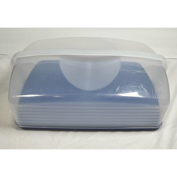 Tupperware | Kitchen | Tupperware Cupcake Cake Carrier Blue Bake And ...